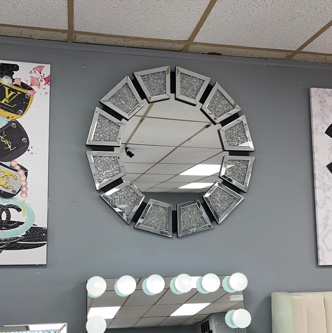 Round Glam Wall Decor Mirror — CLEGLAM
